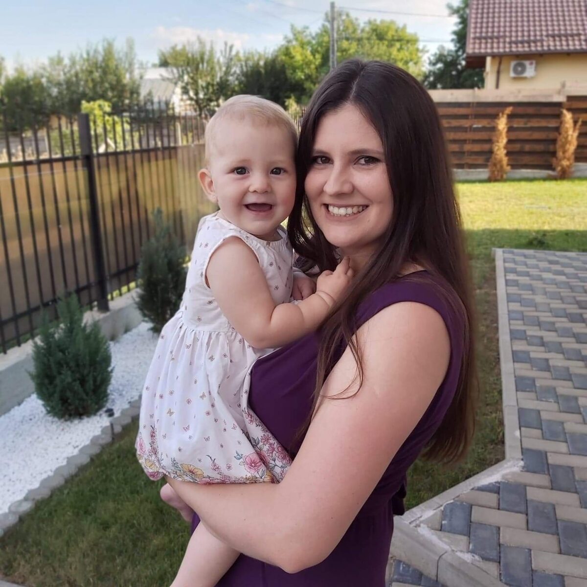 Pune locul principal al casei tale în lumina reflectoarelor.